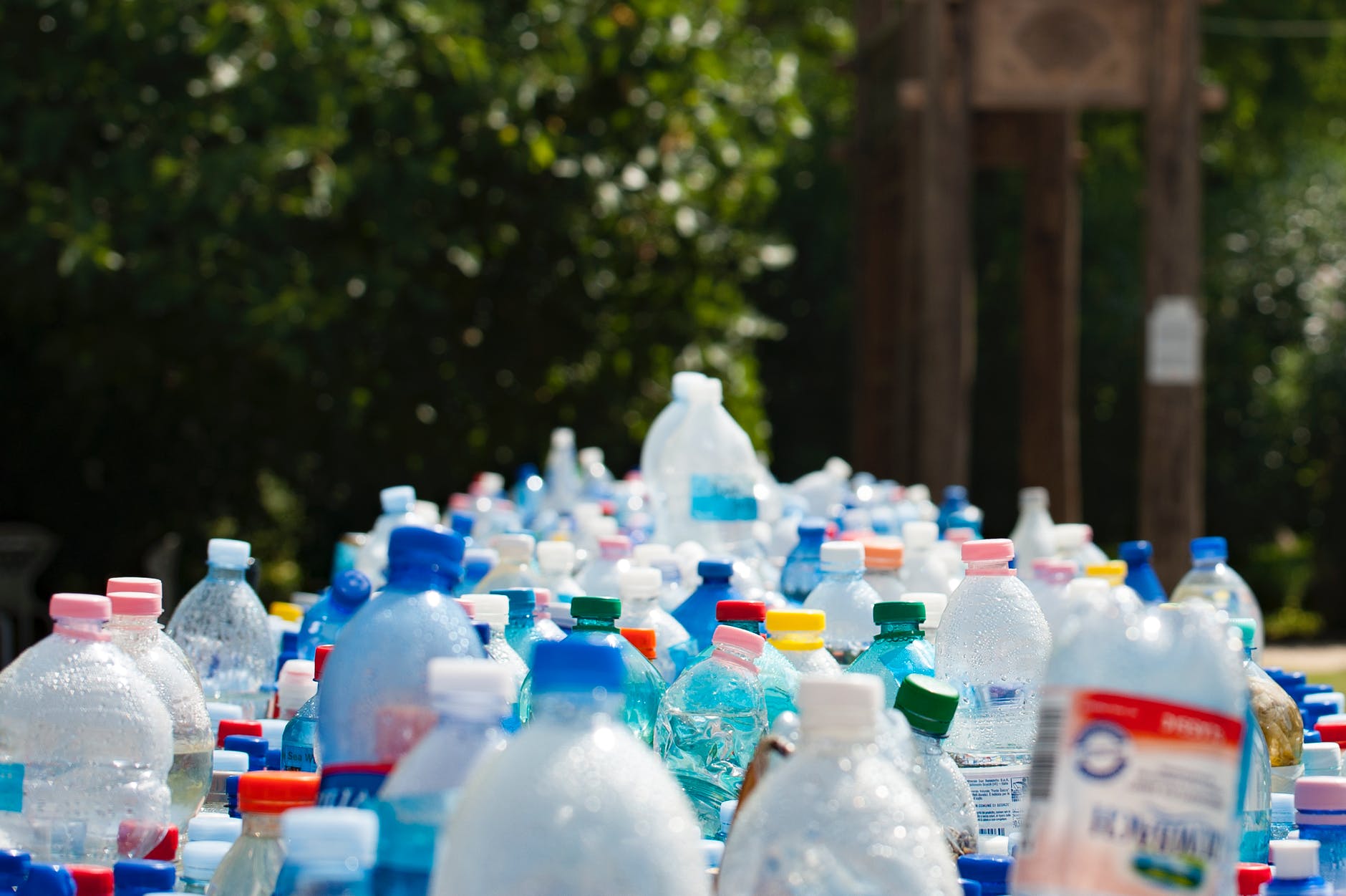 Gebruik van gerecycled polyester in kleding - Duurzaaminjewerk.nl